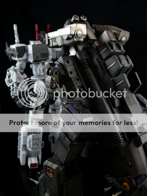 Heavy/Scratch: - Supreme Trypticon | TFW2005 - The 2005 Boards